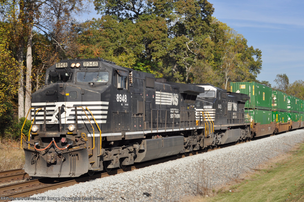 NS 8948 On NS 282 Northbound